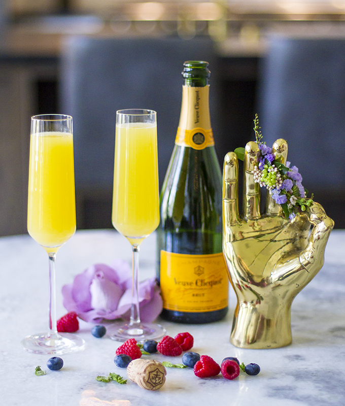 3 Simple Steps to create your perfect Mimosa Bar in less than 10 minutes!